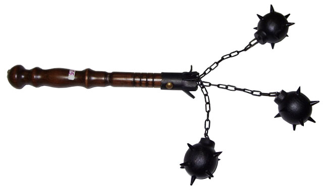 Mazzafrusto a tre teste in legno - replica storica da collezione di ...